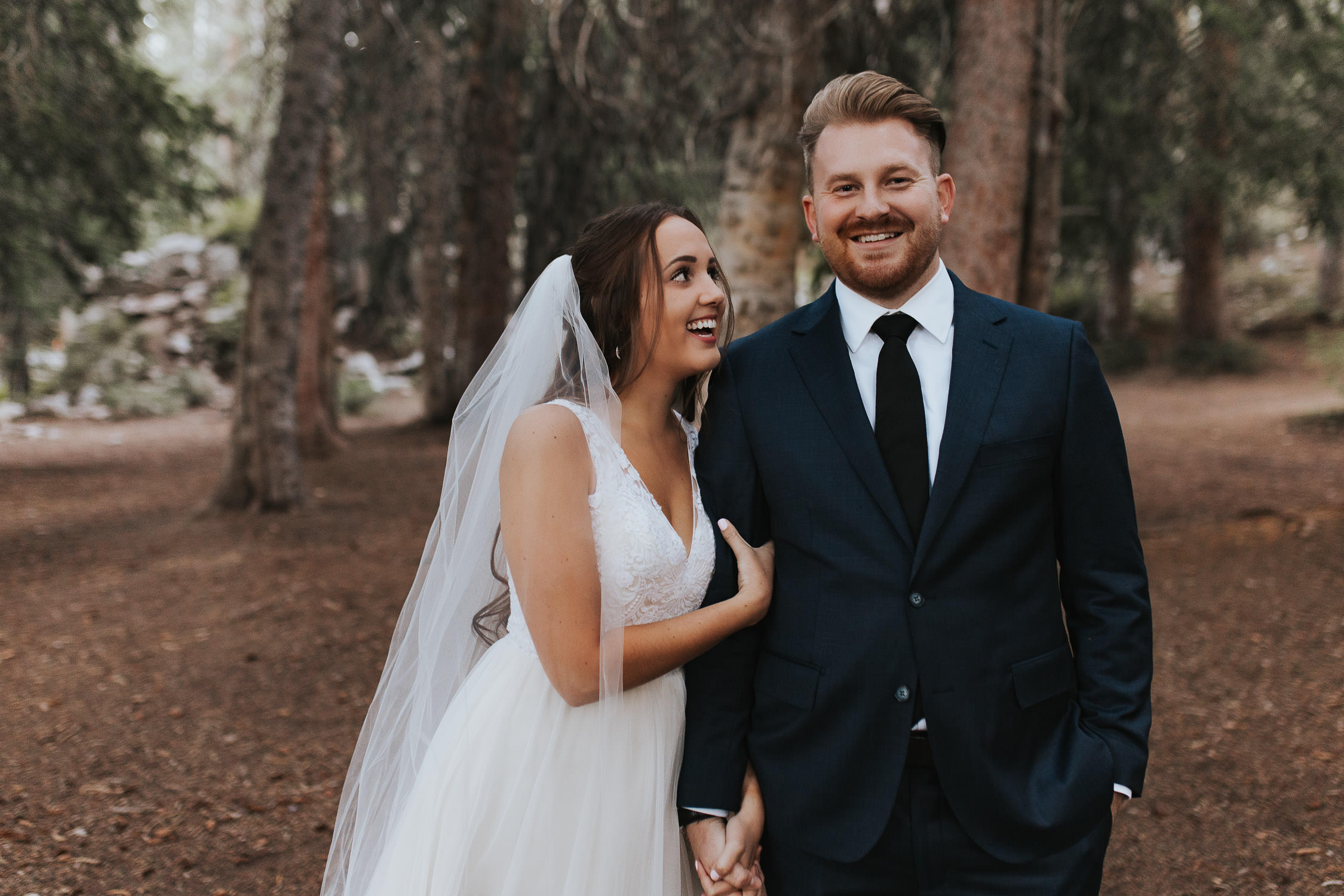 EMILY AND ANDY – Mallory Joy Photo